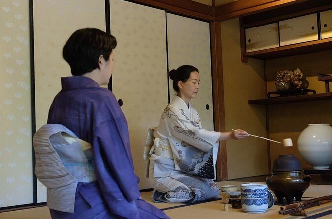 Japanese Tea Ceremony - From Demonstration to Practice: What You Can Expect