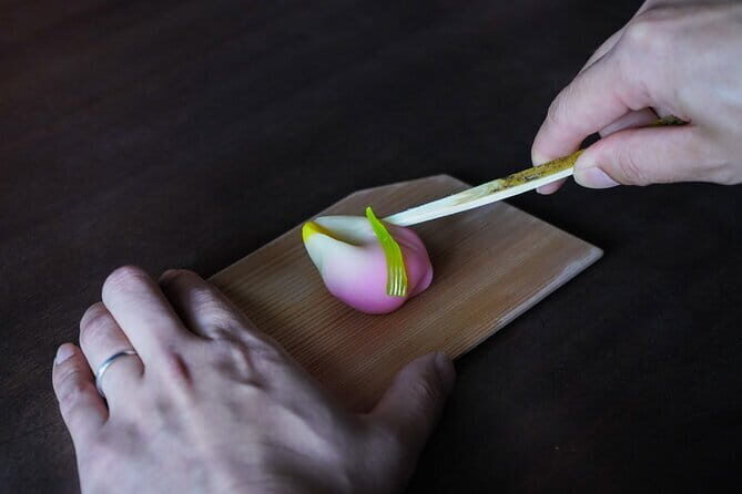 Japanese Tea Ceremony & Japanese-Style Lunch Served by Airline - FAQ