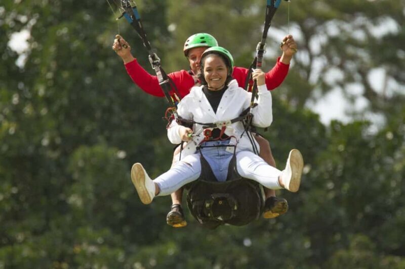 Jarabacoa: Paragliding Experience with GoPro Video - An Overview of the Paragliding Experience in Jarabacoa