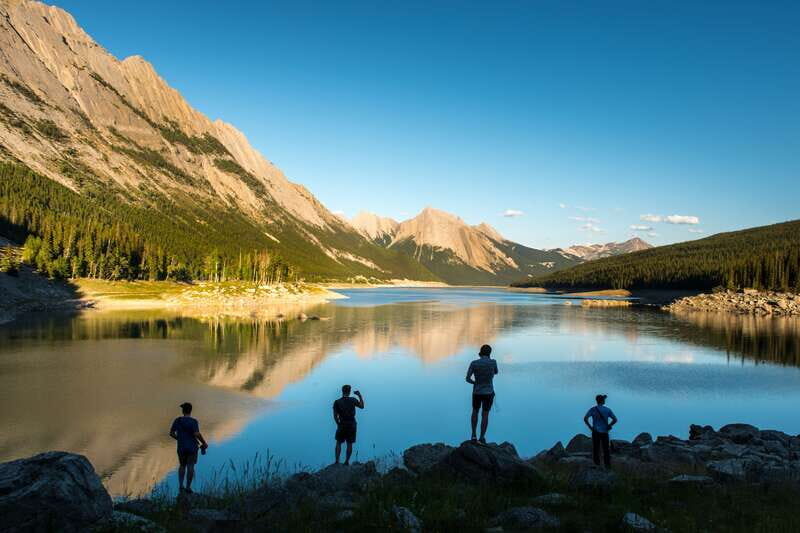 Jasper: Maligne Valley Wildlife & Spirit Island Cruise - Introduction