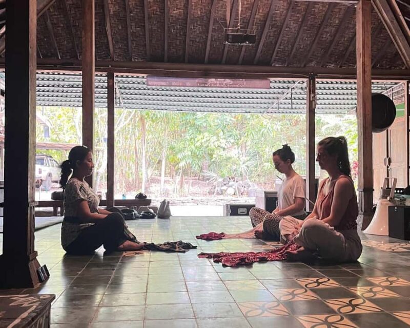 Javanese Dance Workshop with Kraton Palace Dancer - The Value for Travelers