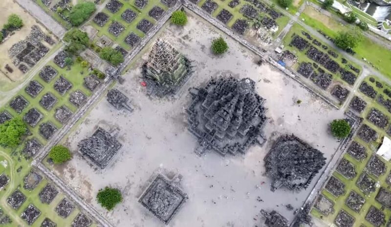 Java's Golden Triangle: Stones, Spires & Water Castle Sunset - Key Points