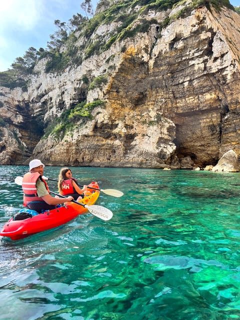 Jávea: Cala Portixol Kayak Tour with Snorkel & Cliff Jumping - Adventure and Fun: Cliff Jumping & Cave Exploration