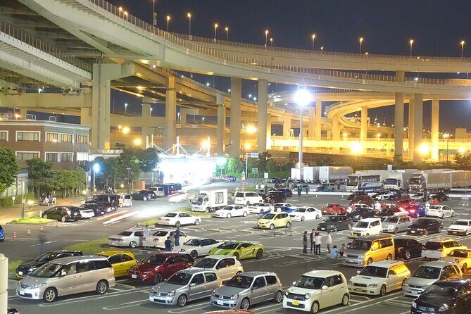 JDM daikoku Car met up Minivan Tour to Tokyo Tower - The Authenticity Factor