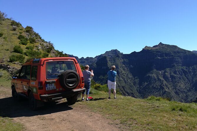 Jeep Safari Câmara de Lobos Cabo Girão Half Day Tour - Key Points