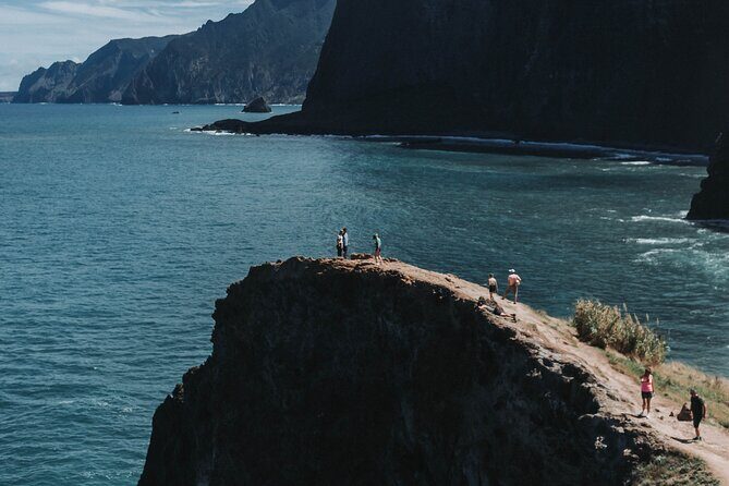 Jeep Tour to East ( Pico Arieiro, Santana, Faial, Caniçal) - Who Should Consider This Tour