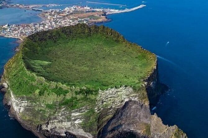 Jeju Cruise Ship gangjung Port private tour for 1 to 13 3 tours - FAQ