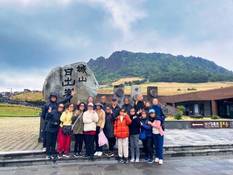 Jeju: customized shore excursions for up to 7 people - FAQs