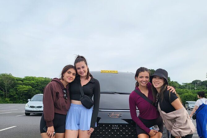 Jeju island Jumbo Taxi Private Tour with Mr.Hong South of Jeju - Key Points