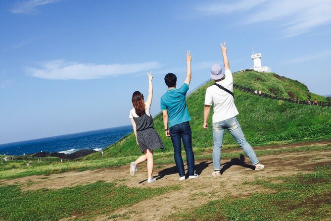 Jeju Island UNESCO Heritage Bus Tour - Transportation & Group Sizes