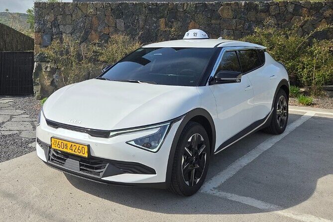 Jeju Island UNESCO small group day tour(Taxi, van & bus) - Real Traveler Experiences