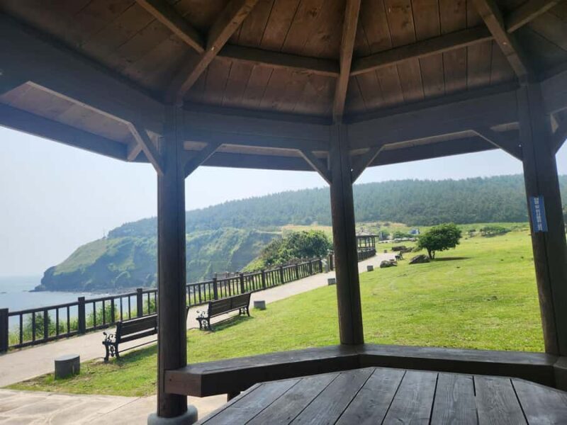 Jeju: Luxury Private Tour with UNESCO Sites & Yacht Cruise - The Logistics and Experience