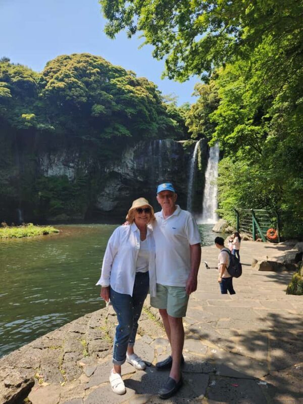 Jeju: Luxury Private Tour with UNESCO Sites & Yacht Cruise - Considerations and Tips