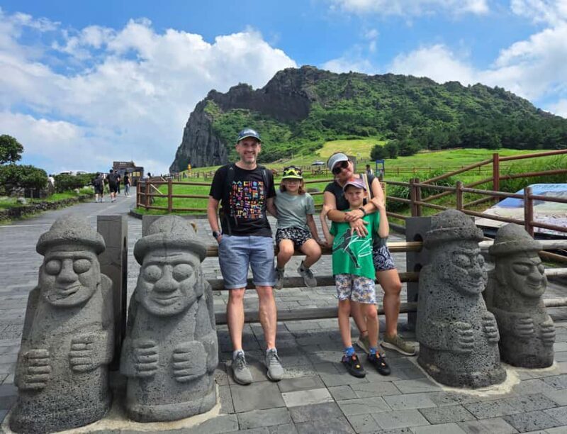 Jeju Private Taxi Tour with a Licenced English Guide-Driver - Practical Considerations