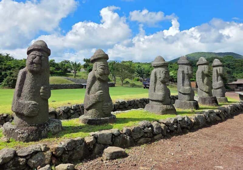 Jeju Private Taxi Tour with a Licenced English Guide-Driver - Why This Tour is a Smart Choice