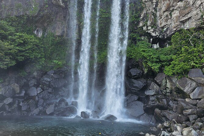 Jeju Private Tour Package-South of Jeju(Mt.Hallasan & Waterfalls) - The Itinerary in Detail