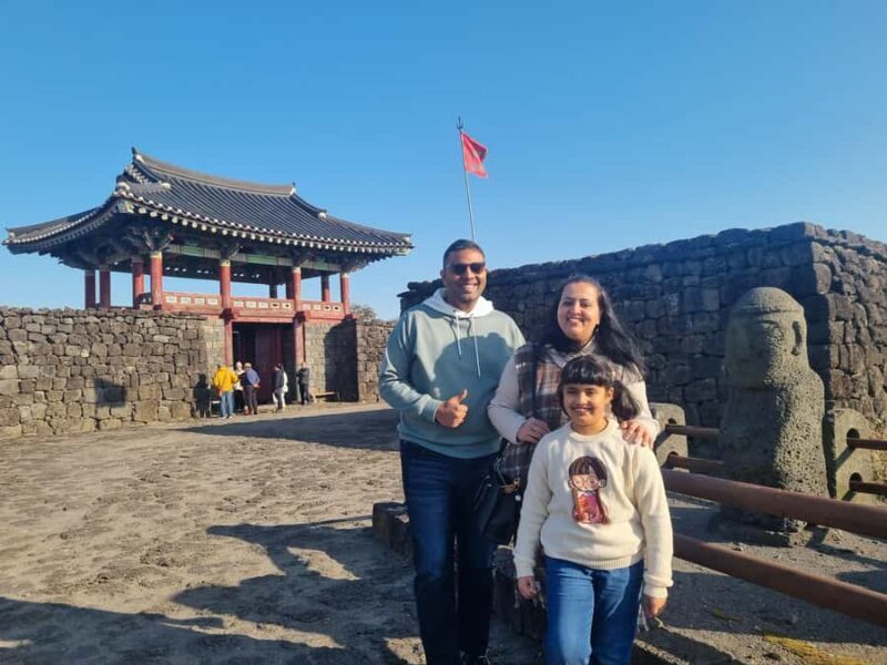 Jeju: Private Van Sightseeing Tours with Licensed Tour Guide - FAQ