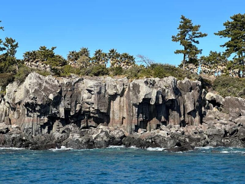 Jeju Small Group Tour incl. Yacht Cruise, Falls & Mt.Halla - Detailed Breakdown of the Itinerary