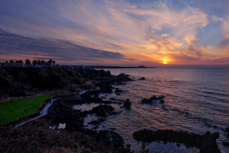 Jeju: Sunset Tour Olle Trail Walking Tour with Hotel Pickup - Final Thoughts