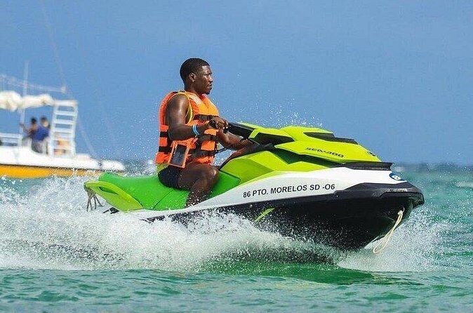 Jet Ski and Parasailing in Montego Bay with Transportation - In The Sum Up: Who Will Love This Tour?
