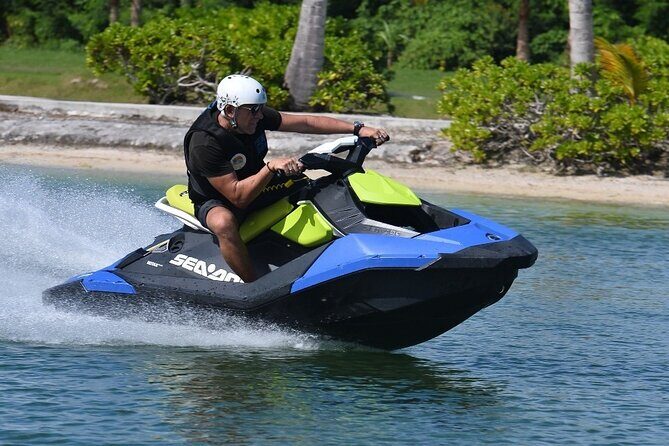 Jet Ski Caribbean Lake Park - What to Expect from the Jet Ski Caribbean Lake Park Tour