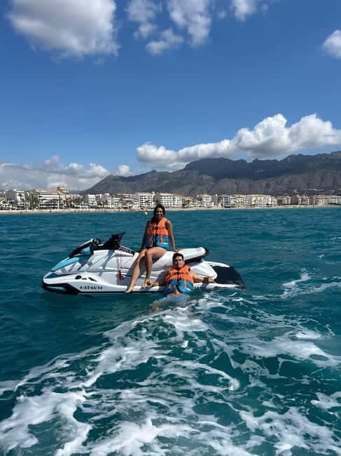 Jet ski excursion to the Albir Lighthouse - Who Should Consider This Tour?