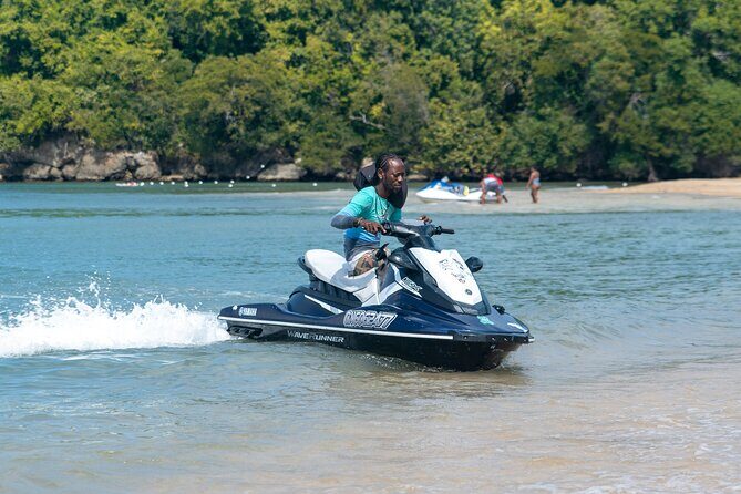 Jet Ski Parasailing And Margaritaville Tour In Montego Bay - Who Should Consider This Tour?