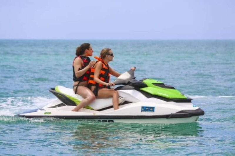 Jet Skiing in Pasikudah - Introduction to Jet Skiing in Pasikudah