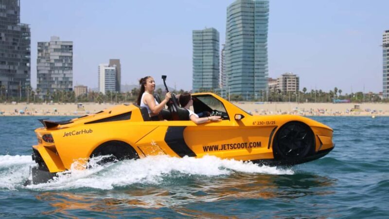 Jetcar: water car in Barcelona - What is the JetCar Experience?