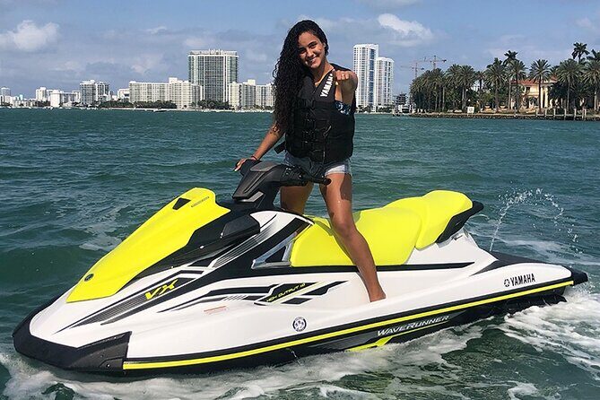 Jetski tour around the biscayne bay and the millionaire row - A Detailed Look at the Jetski Tour Experience