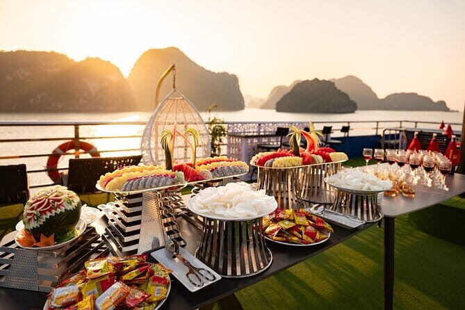 Jewels of The Bay Cruise: Explore Halong Bay One Day Tour - An In-Depth Look at the Experience