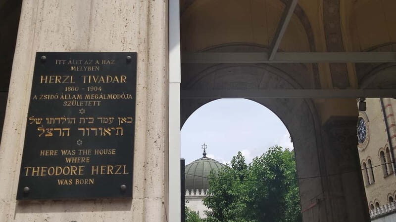 Jewish Budapest (German-language city tour) - The Itinerary Breakdown: What Makes Each Stop Special