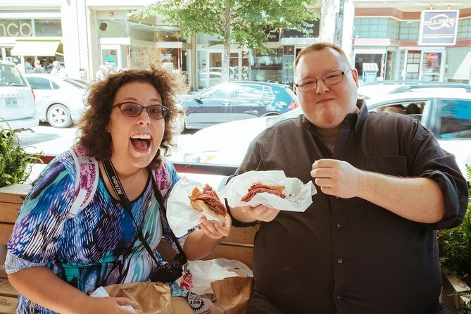 Jewish Neighborhood Food Tour - The Guides and Group Experience