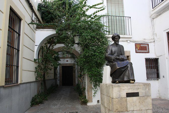 Jewish quarter and Alcazar of the Christian Monarchs - FAQ