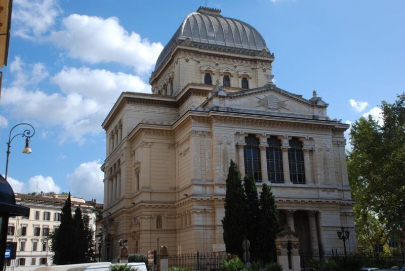 Jewish Rome District, Old Ghetto and Trastevere Private Tour - An In-Depth Look at the Experience