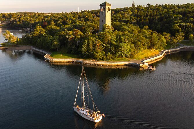 JFarwell Sunset Wine and Cheese Yacht Sailing - Who Will Love This Tour?