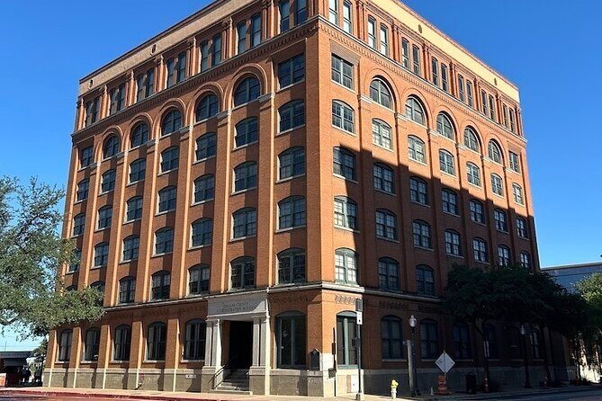 JFK Scene Dallas 1.5 Hour Private Walking Tour - Authenticity and Value