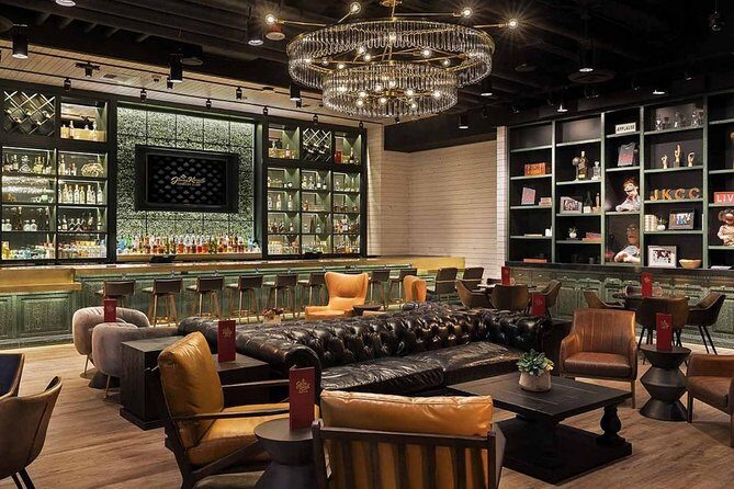 Jimmy Kimmel's Comedy Club at the LINQ Promenade in Las Vegas - Practical Tips for Your Visit