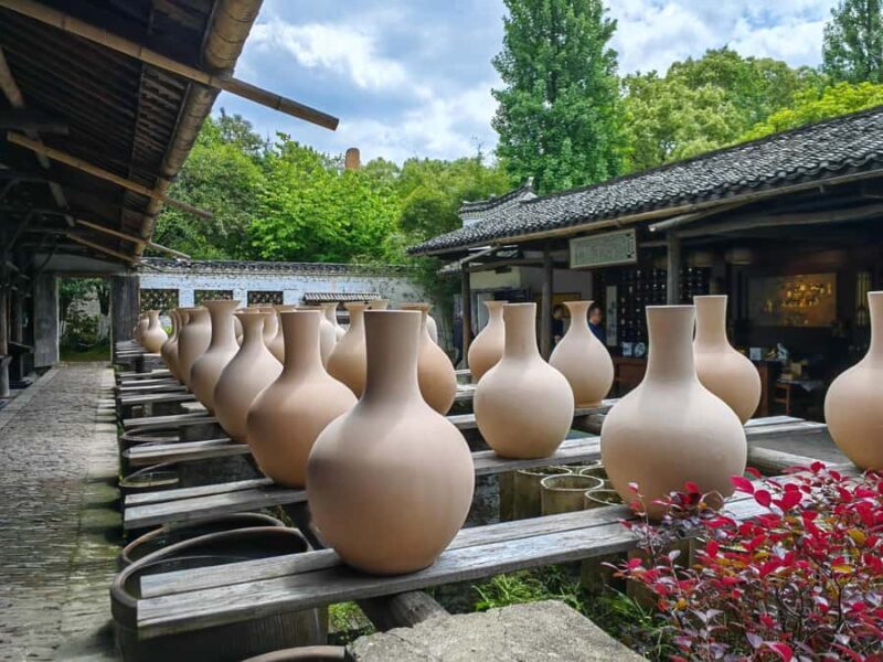 Jingdezhen: Porcelain, Kilns, Art, and Market Tour - Exploring Jingdezhen’s Historic Kilns and Museums