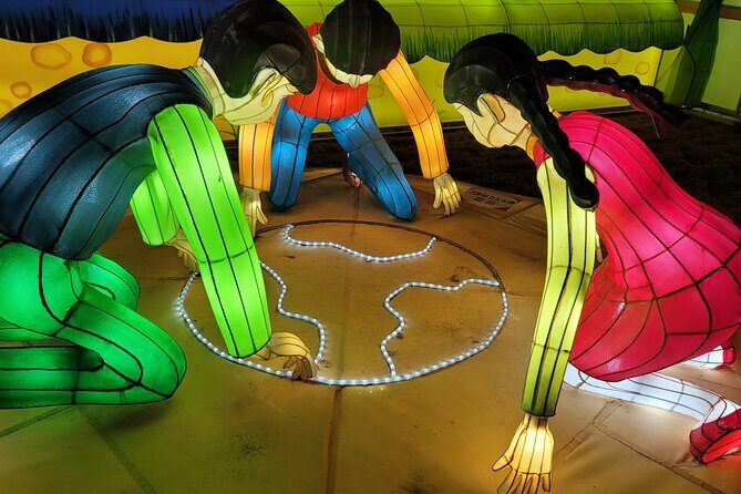 Jinju Namgang Yudeung Festival Bus tour from Busan - Who Should Consider This Tour?