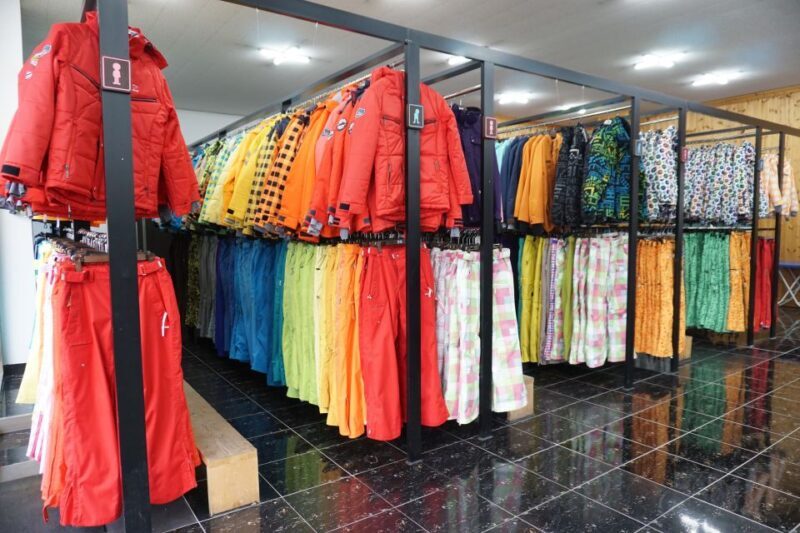 Jisan Forest Resort: Ski Full-Day Tour or Shuttle from Seoul - A Day at Jisan: What to Expect