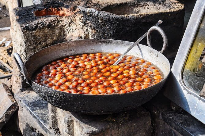Jodhpur: Street Food Crawl (2 Hours Guided Food Tasting Tour) - Key Points