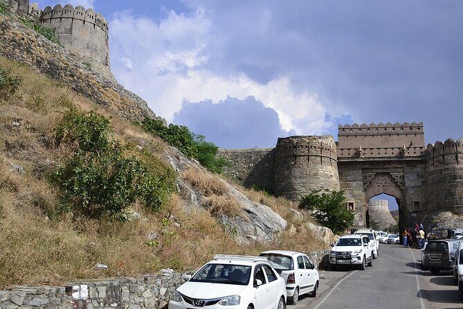 Jodhpur to Udaipur Drop with Stops at Ranakpur and Kumbhalgarh - FAQ