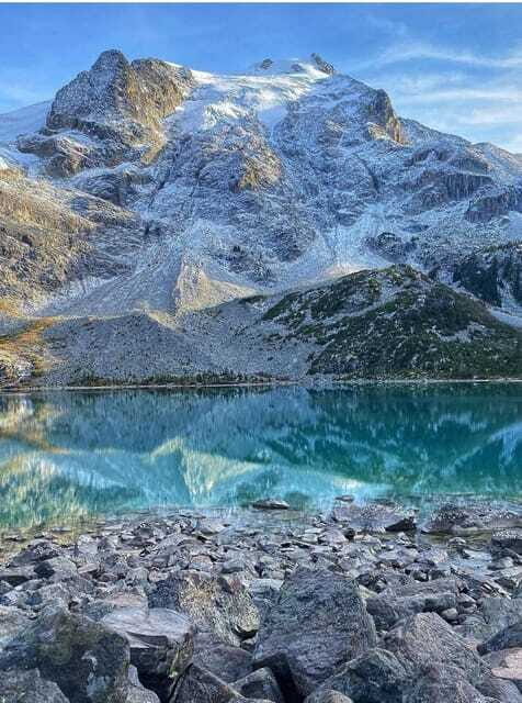 Joffre Lakes/ Hiking Day Trip - The Sum Up: Who Will Love This Tour?