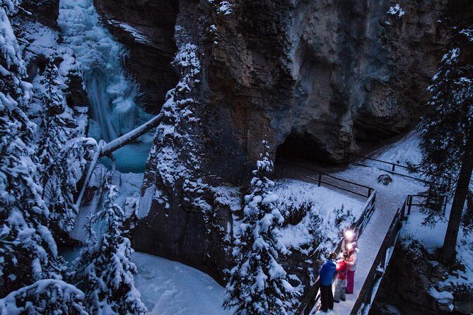 Johnston Canyon Evening Icewalk - The Itinerary in Detail