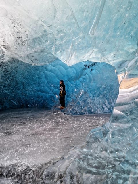 Jökulsárlón: Blue Ice Cave Tour and Glacier Walk - Key Points