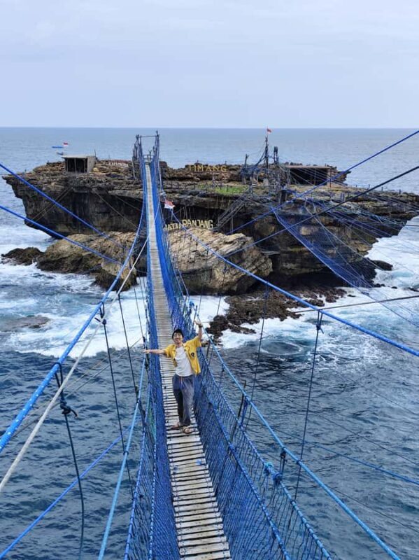 Jomblang Cave & Timang Beach Jeep and Gondola Tour - Exploring the Jomblang Cave & Timang Beach Jeep and Gondola Tour