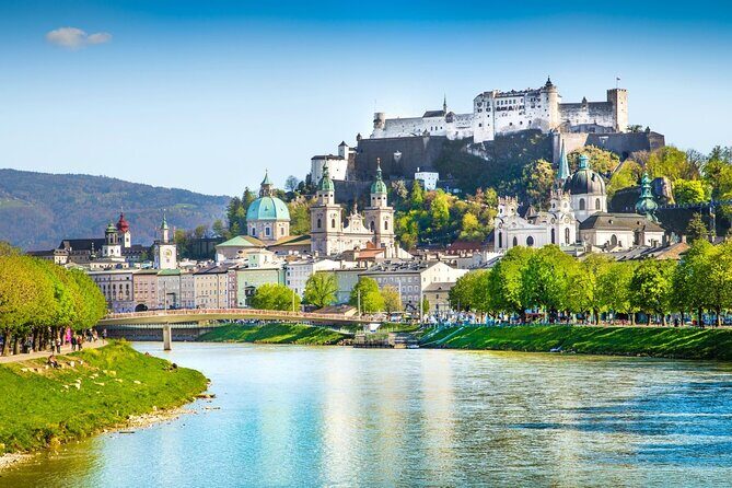 Joyful Salzburg  Private Walking Tour for Couples - An Overview of the Tour Experience