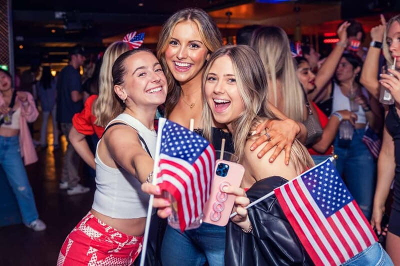 July 4 Bar Crawl London - A Deep Dive into the July 4 Bar Crawl in London