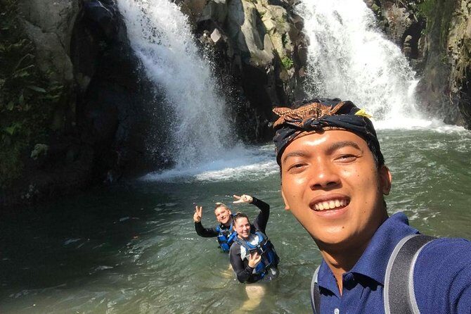 Jumping Sliding at Aling- aling Waterfall - Wanagiri Hidden Hill - Handara Gate - Who Will Enjoy This Tour?